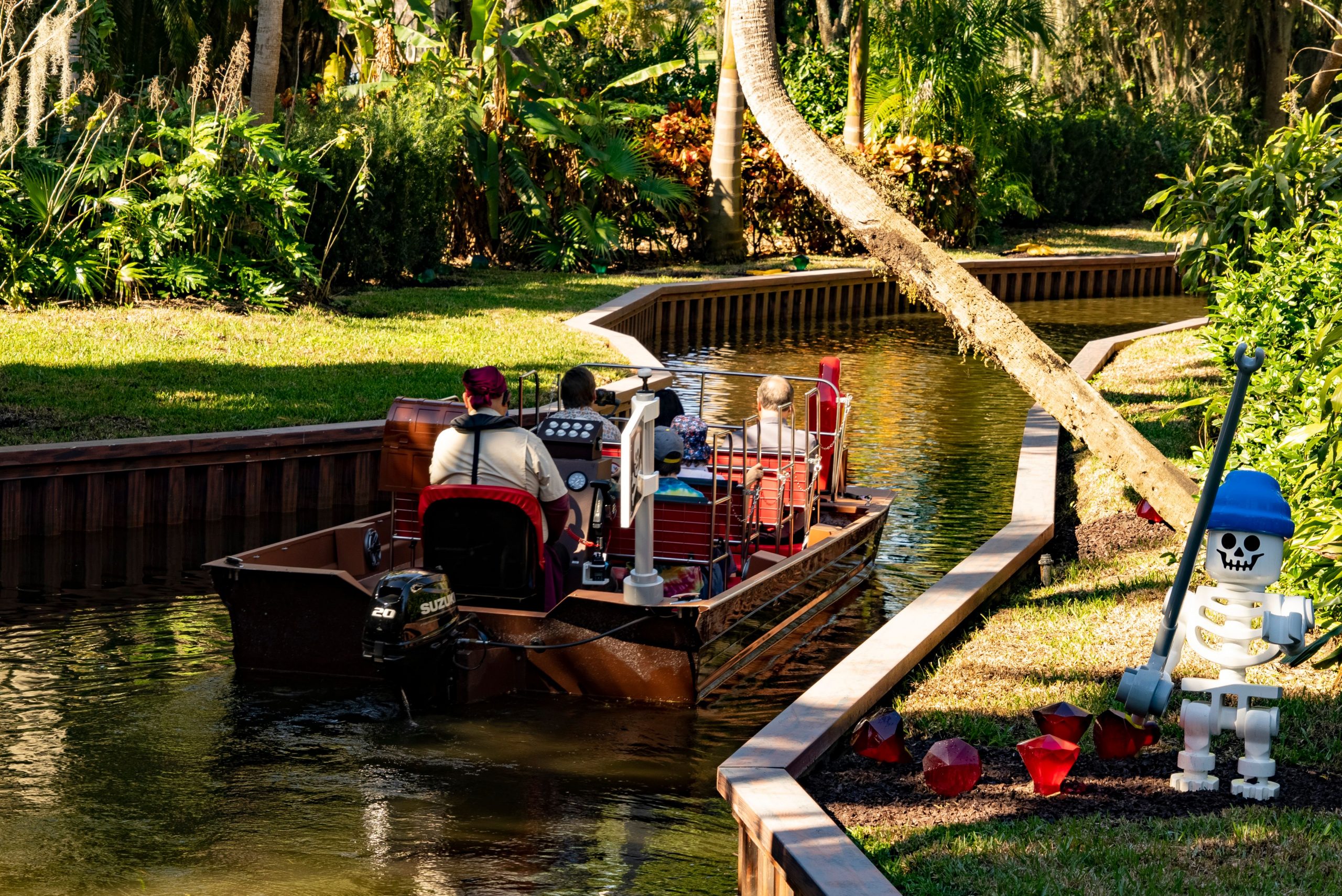 jJ5KJqPK | Pirates & Princesses