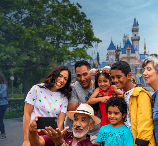 disneyland-forward | Pirates & Princesses