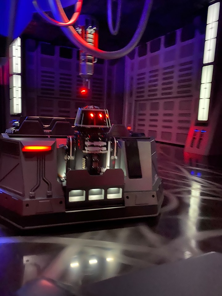 rise-of-the-resistance-droids-2 | Pirates & Princesses