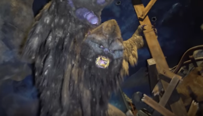 yeti-disney-world-expedition-everest | Pirates & Princesses