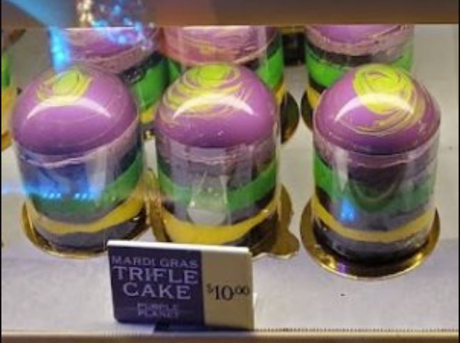 purple-mardi-gras-trifle-cake-universal-orlando | Pirates & Princesses