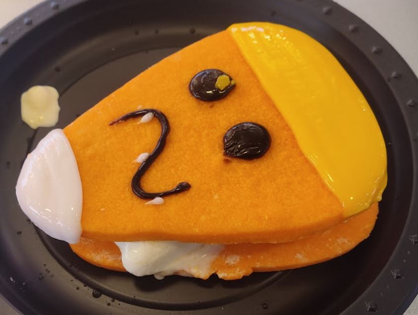 “Major Sweets” Ice Cream Sandwich Halloween Horror Nights Orlando 2022 ...