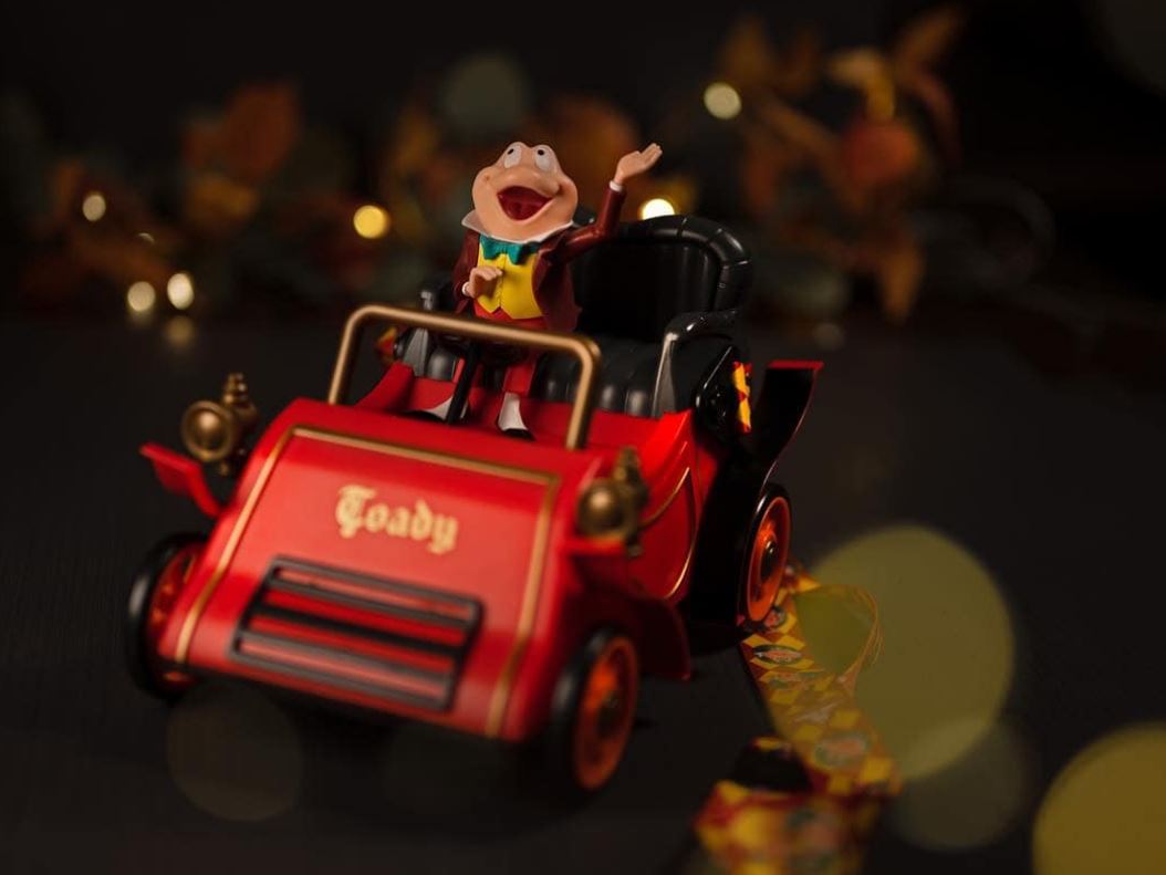 Mr. Toad Popcorn Bucket, Dome Cake and Brat Burger Coming To Walt ...