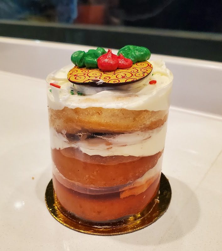 Review: Some 2022 Holiday Tribute Store Treats at Universal Studios Florida