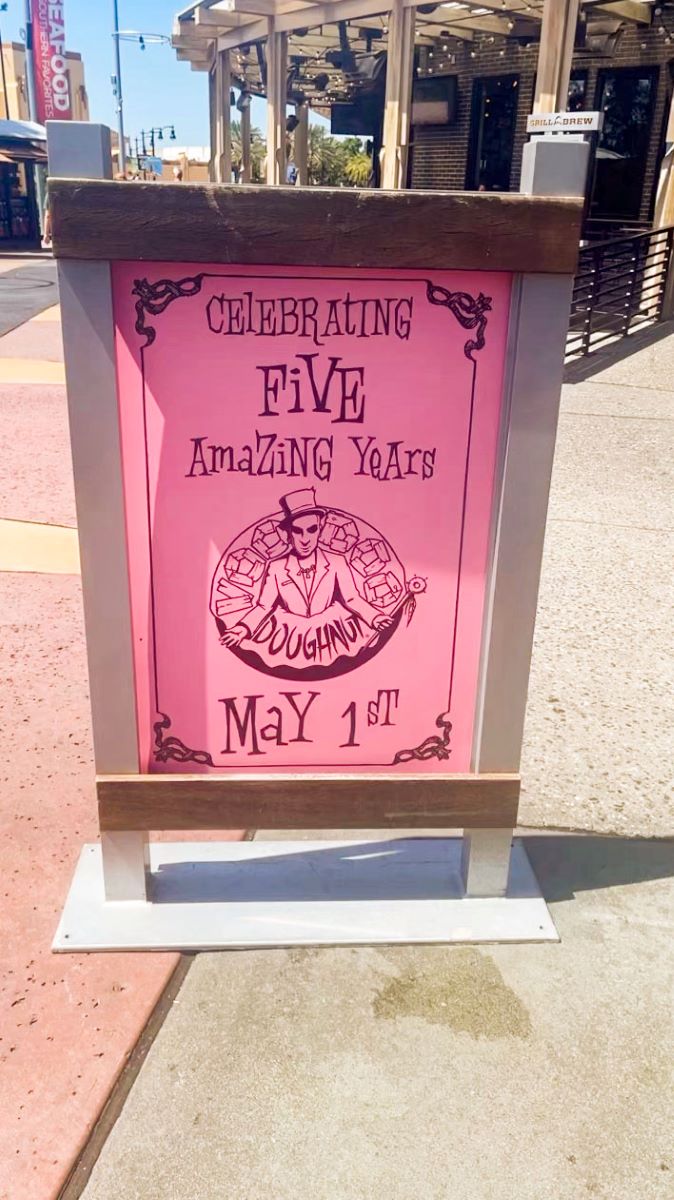 sign voodoo doughnut | Pirates & Princesses