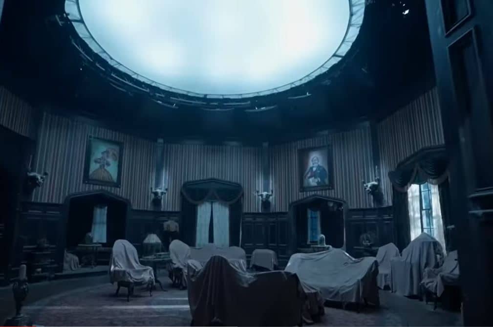 Haunted Mansion Stretching Room