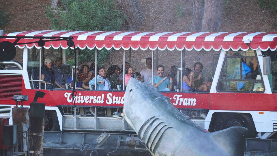 A Tram Crashed at Universal Theme Park in California, 15 Injured